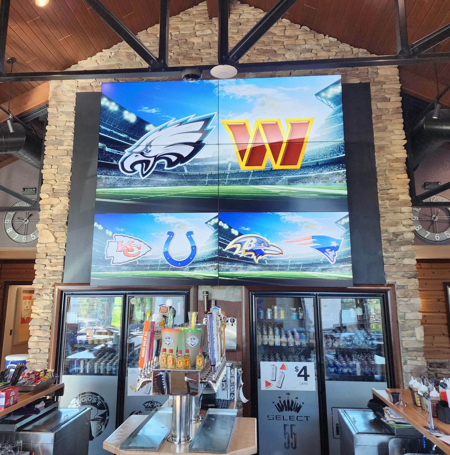 Monday Night Football | Denali's on the River